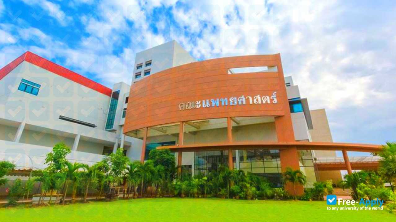 Srinakharinwirot University: Universitas Unggulan di Thailand